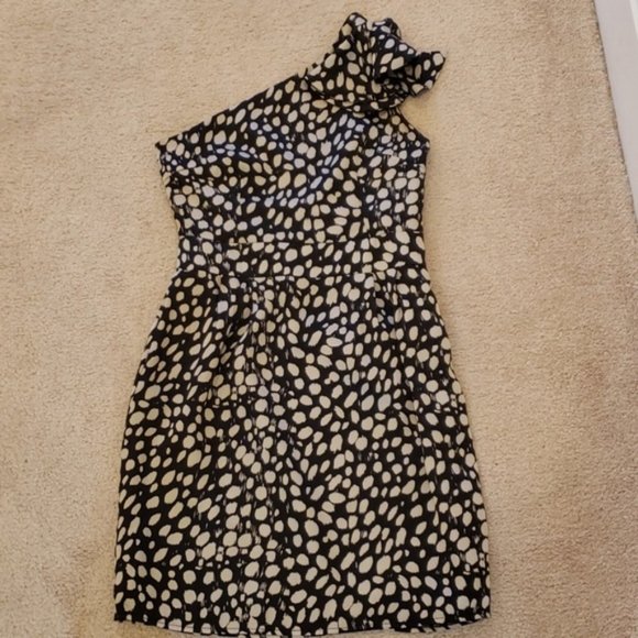 Francesca's Collections | Dresses | Polka Dot Dress One Shoulder Ruffle ...